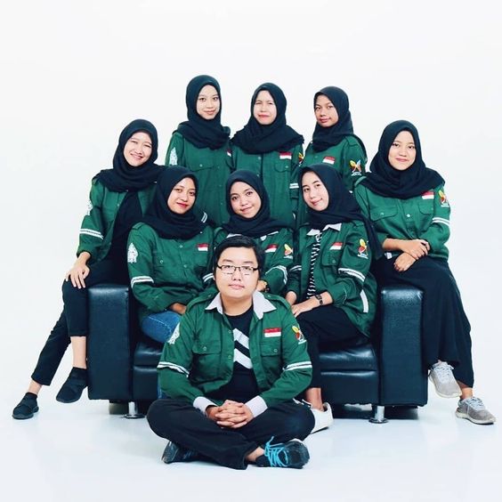 8 Inspirasi Contoh Design Jacket Organisasi yang Unik Banget